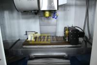 China 8000 20000 r.p.m Spindle Speed VMC1060 Metal Vertical Machining Center for Production for sale