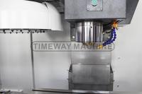 China High Precision VMC 650 Metal Vertical Machining Center with 8000 r.p.m Spindle Speed for sale