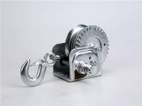 China 6m Cable Length Two Way Ratchet Portable Atv  Hand Operated Winch for sale