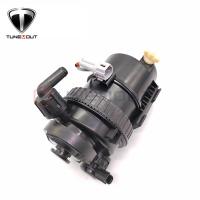China Fuel Filter Assembly Pickup Truck Gasoline Fuel Water Separator 23300-0L020 For Hilux for sale