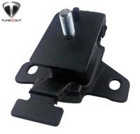China Front Engine Mount 12361-0L030 for Toyota Hilux Revo GUN125 Fortuner Innova 2.4L 2GD-FTV Standard Direct Replacement Auto Parts for sale