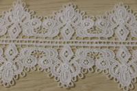 China 100%Polyester water soluble Double edges scallop crown pattern Embroidery Lace for sale