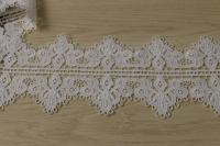 China 100%Polyester water soluble Double edges scallop crown pattern Embroidery Lace for sale