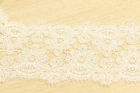 China Earloop Guipure Lace Trims , Scalloped Lace Trim For Multifeature for sale