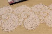 China Paisley White Guipure Lace Trim , Watersoluble Embroidered Lace Trim 190mm for sale