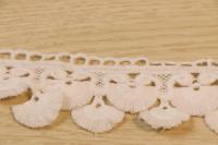 China Fan Shaped White Cotton Lace Trim , Eyelet Trim Fabric 4.5cm Width for sale