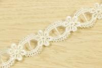 China Symmetrical Lace Edging By The Metre Multifeature Ivory Color Interlining for sale