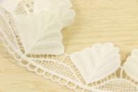 China Picot Edging Wide Guipure Lace Trim Large Leaf Shaped 4.5cm Width for sale