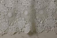 China Flower Pattern Guipure Lace White , White Chantilly Lace Fabric for sale