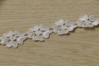 China ODM Guipure Lace Trims , Heart Lace Trim 100% Polyester Material for sale