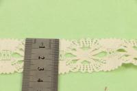 China 3.3cm Width Cotton Crochet Lace Trim Nonstretched With Floral Ornament for sale