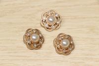 China Rose Gold Personalised Buttons For Clothes 28L Ecofriendly Floral Patterned for sale
