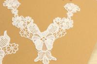 China Chemical Guipure Lace Applique , Bows Embellished Wedding Lace Applique for sale