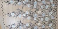 China Scalloped  Embroidered Mesh Lace Fabric , Wedding Lace Material With Paillettes for sale
