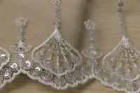 China Multifeature Sequin Lace Trim , White Eyelet Trim OEKO TEK 100 Approved for sale