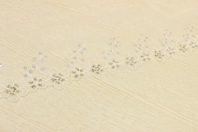 China OEM Broderie Anglaise Trim By The Metre , Botanical Flower Lace Ribbon for sale