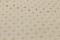 China White Cotton Embroidered Lace Fabric 49in Width Breathable Eyelet for sale