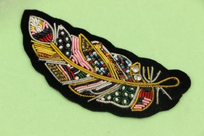 China Traditional India Wire Patch Leaf Shape Bullion Wire Velveteen Ground Patch For Clothes Bags for sale