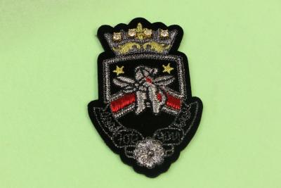 China Small Crown Sequin Patch Stamp Popular Crown Dress Butterfly Chest Bead Patch Patch Accessories for sale