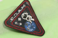 China Soft Triangle Toothbrush Astronaut Patch For Iron On Or Sew On Cloth Caps Backpack Bag for sale
