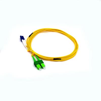 China Simplex G652D 2.0mm 1m SC APC To SC UPC Fiber Optic Patch Cord for sale
