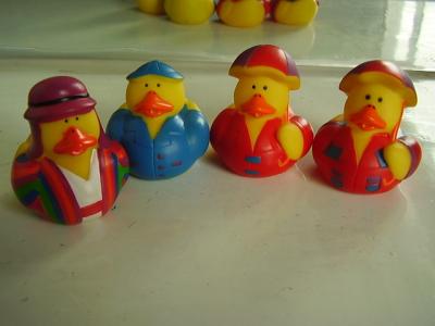 China 5.0L*4.6W*4.9H Cm Yellow Mini Rubber Ducks Baby Shower Toys Sort For Duckies Party Favors for sale