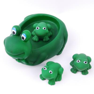 China Eco Friendly Rubber Bath Toys For Toddlers , Rubber Frog Bath Toys 15cm Height for sale