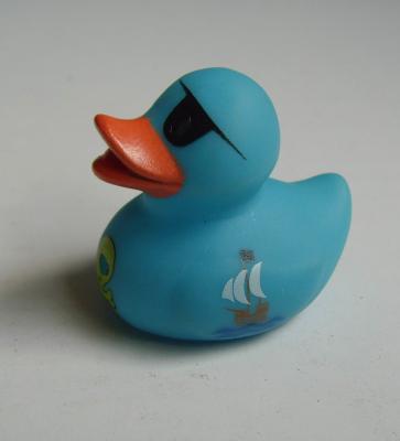 China Mini Novelty Floating Mini Rubber Ducks 3cm Length For Promotional Keychain for sale