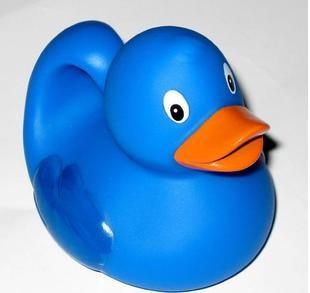 China Educational Bath Toys Baby Blue Rubber Ducks Floating 8.3cm Length 40 Gram for sale
