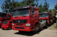 China Sinotruk Howo 4x2 Tractor Trailer Truck 290 HP for sale