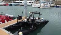 China Floating Boat Lift System HDPE 5000 lbs Capacity for Small Vessels and Recreation Crafts for sale