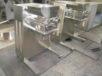 China GMP Dry Granulation Machine Pharmaceutical Swing Pellet Machine 65r/min for sale