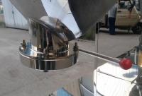 China Premix V Type Powder Mixer , Detergent Powder Mixing Machine 20r/Min for sale