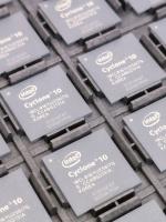 China 10CL016YU256I7G  Ic Integrated Circuit  BGA256 New And Original Genuine for sale