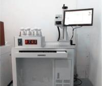 China 20 Watt CE Led Bulbs Fiber Laser Marking Machine 8 Position for sale
