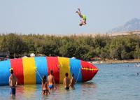 China Customized Inflatable Water Blob Pillow , 0.9mm PVC Blob Water Launcher for sale