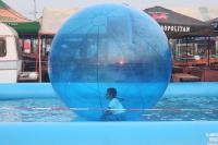 China Outdoor Water Sports Games 2m Diamete Inflatable Crazy Water Balls , CE for sale