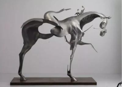 China Life Size Brushed 304/361L Stainless Steel Horse Decor Sculpture for sale