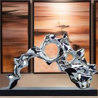 China Mirror Customized Ornaments Statue Home Decor Sculptures For Table Display for sale