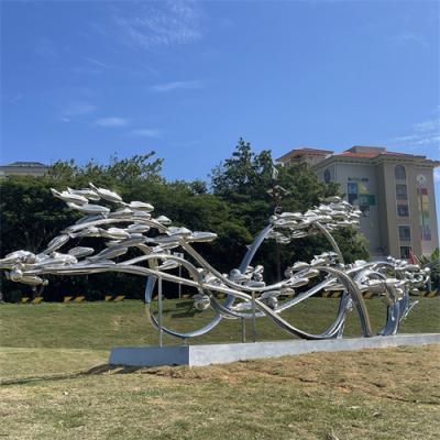 China Mirror Modern Metal Art Fish Sculptures Polished For Garden Decoration for sale