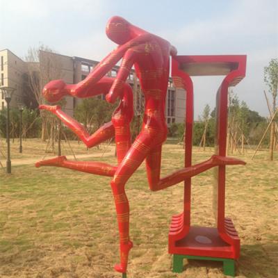 China Love Sign Dancing Lovers Decorative Metal Sculpture Abstract For City Center for sale