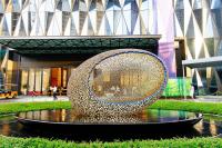 China Golden Center Outdoor Garden Sculptures Electroplate Metal Bird Nest Sculpture for sale