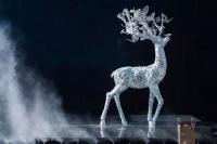 China Metal Outdoor Deer Sculptures Public Art Decorative For Shop for sale