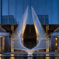 China Pool Modern Metal Outdoor Garden Sculptures Polished Abstract Stainless Steel for sale