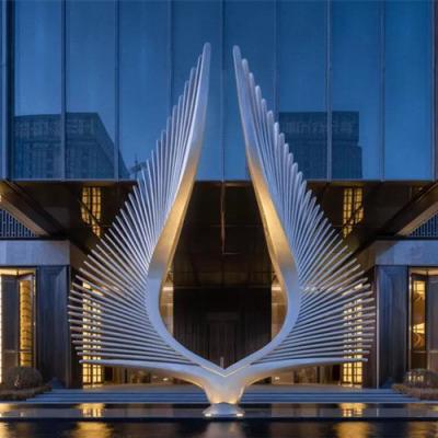 China Pool Modern Metal Outdoor Garden Sculptures Polished Abstract Stainless Steel for sale