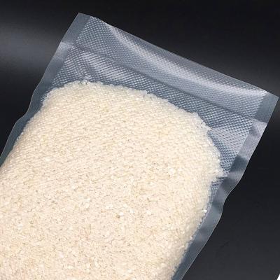 China 20x30cm Diamond Shape Textured Vacuum Food Sealer Bags Puncture Resistant for sale