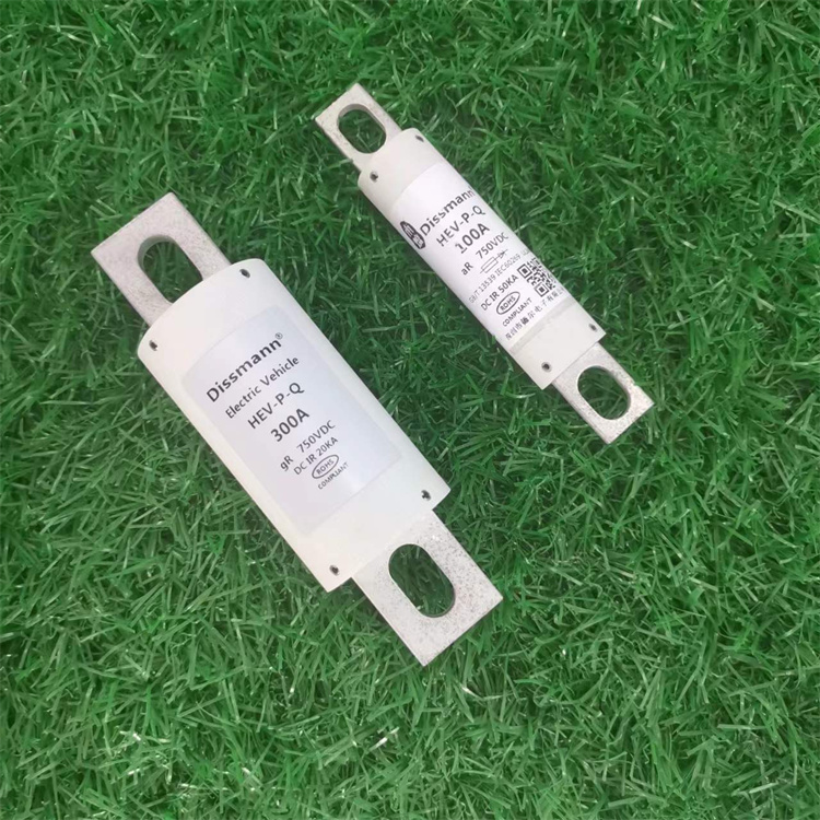 Dissmann fuse low voltage automotive fuse HEV fuse