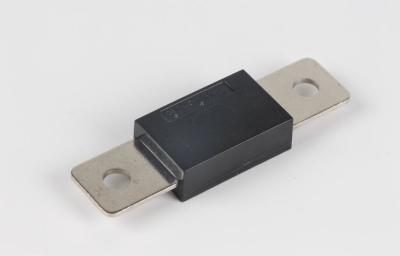 China Dissmann Flat Bolt Type Small Automotive Fuses 10A-500A Rated Current Ceramic for sale