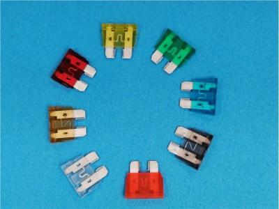 China Copper Tin Plating PBT Mini LED Car Blade Fuse 1A-40A Rated Current 32V DC for sale
