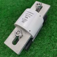 China DC500V HEV Fuse and Fuse Holder 700Amp High Breaking Capacity TUV Certified for Electric Vehicle for sale
